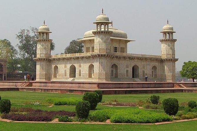 Taj Mahal & Wildlife SOS Elephant Sanctuary Tour from Delhi/Agra - Exploring the Details: The Itinerary