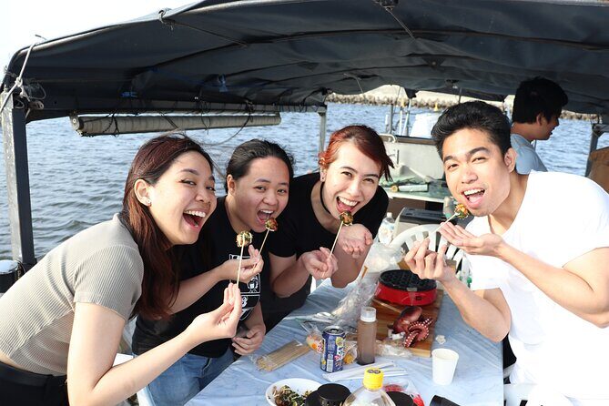 Takoyaki Cooking Experience in Osaka Bay by Cruise - The Views and Photo Opportunities