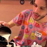 Takoyaki Party & Shinjuku Night Tour in Tokyo Unlimited Drinks - The Optional Night Walk