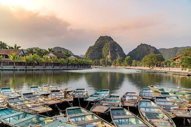 Tam Coc Boating Hoa Lu Private Day Tour and Local Family Visit - What We Loved About This Tour