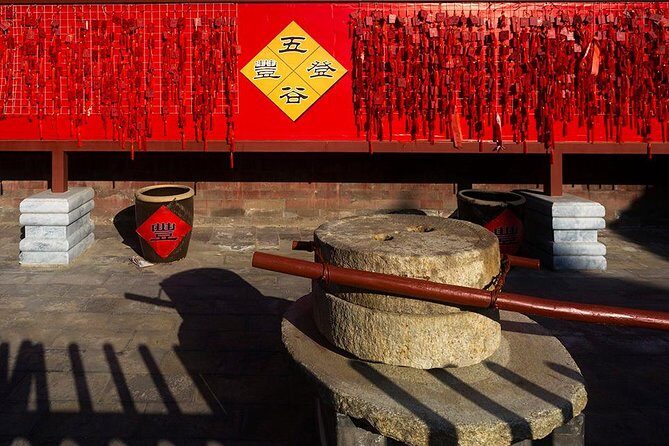 Taoist Culture: Dongyue and White Cloud Temples, Lunch and Malliandao Tea Street Visit - A Deep Dive into the Tour Experience