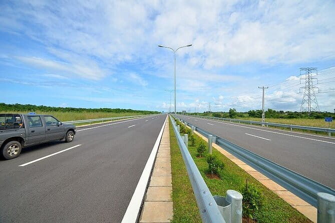 Taxi From Colombo Airport to Hikkaduwa Transfers. - Comparing Cost & Value