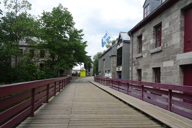 Terrebonne mini Self-Guided Walking Tour & Scavenger Hunt - FAQ