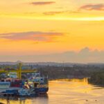 The best of Surat walking tour - A Closer Look at Surats Markets, Temples, and Workshops