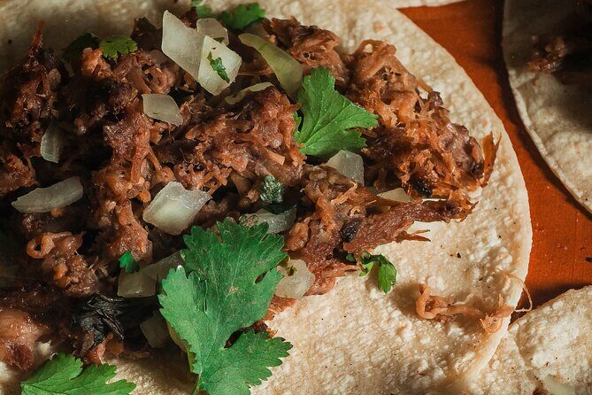 The best walking tour in the neighborhood of Versalles - What to Expect: Itinerary and Highlights