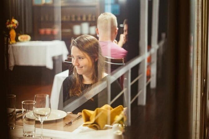 The Boutique Bai Tu Long Bay Cruise 2 Days 1 Night - What Makes This Cruise Stand Out?