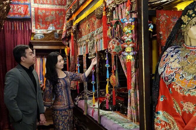 The Peranakan Mansion - Experience Singapore's Unique Culture - Exploring the Peranakan Mansion in Detail