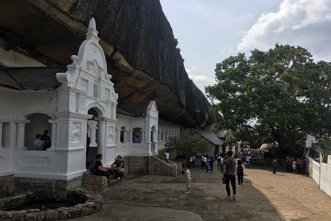 The Top 10 Car & Driver Private Tour for Week Start from Colombo - Why This Tour Offers Good Value