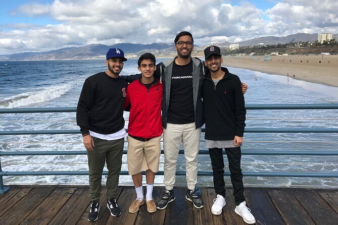 The Ultimate Coastal Tour - Venice Beach: Quirky, Colorful, and Creative