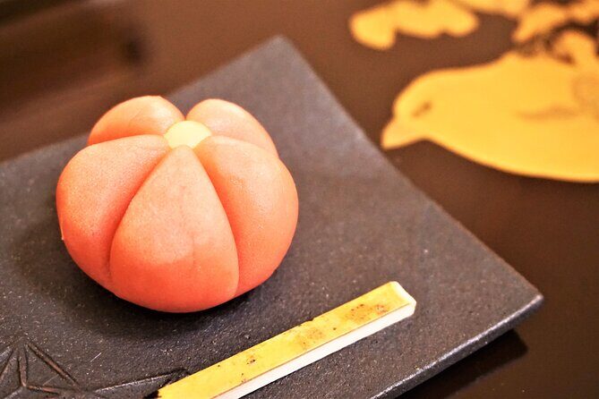Tokyo 6 h Private Guided Tour & Japanese Sweets Making Experience - Asakusa – Tokyo’s Old-World Charm