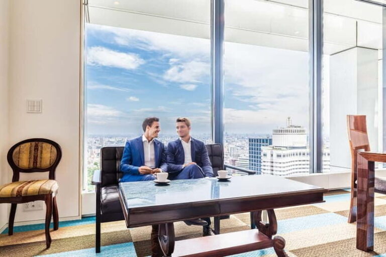 Tokyo: Discover Japanese Politics Over a coffee - What to Expect from This Unique Experience