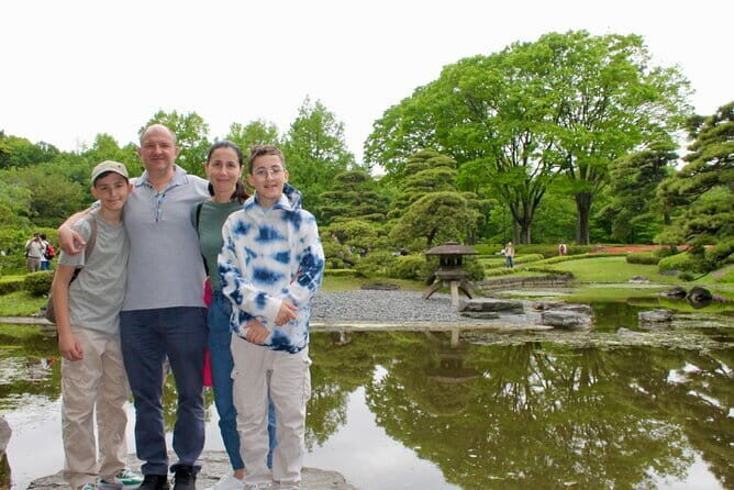 Tokyo: Imperial Palace the history of Japan (FRENCH GUIDE) - Practical Details & Tips