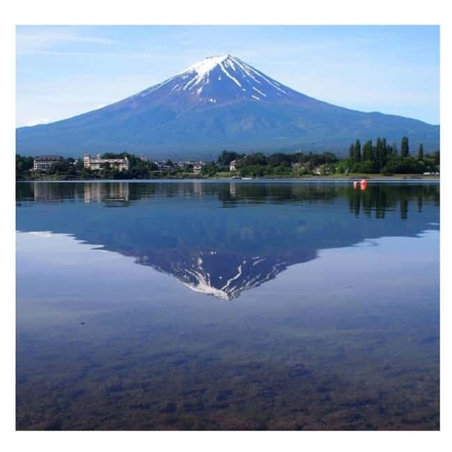 Tokyo: Mount Fuji Private Day Tour With Low Price Guarantee - Visiting Iconic Landmarks and Scenic Spots
