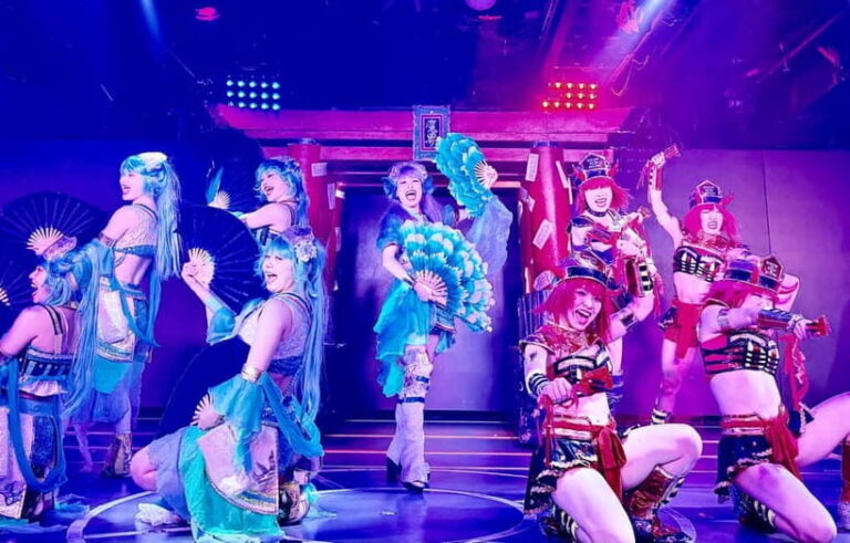 Tokyo: Samurai Restaurant Show Ticket with 2 Drinks - Authenticity and Cultural Touchstones