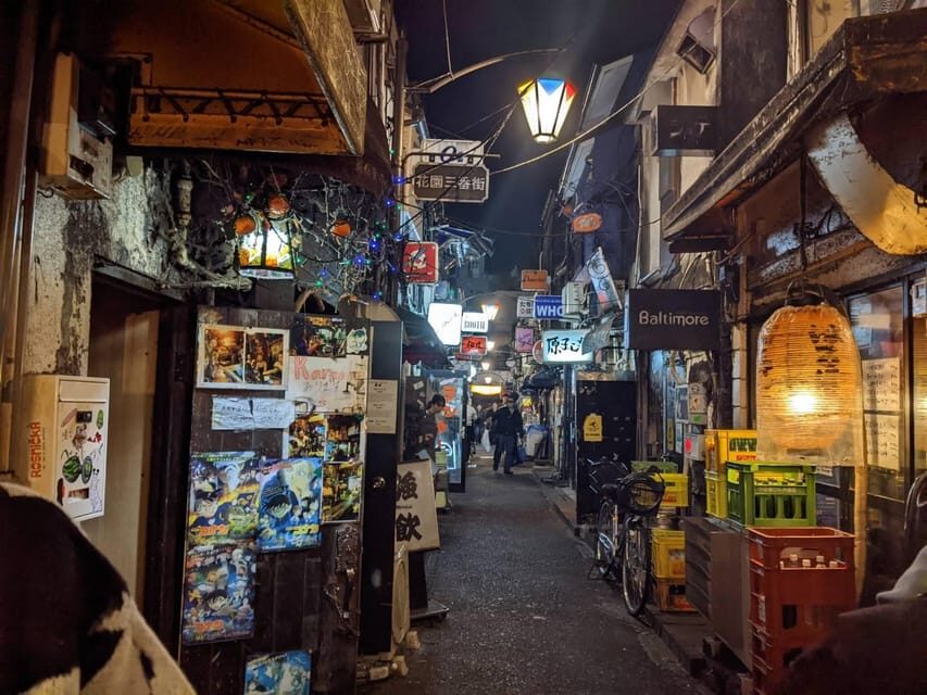 Tokyo: Shinjuku Golden Gai Bar Hopping that only locals know - The Unique Charm of Golden Gai