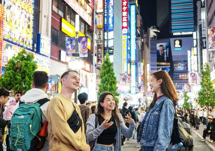 Tokyo: Shinjuku Nightlife & Secret Backstreets Walking Tour - Discovering Secret Spots