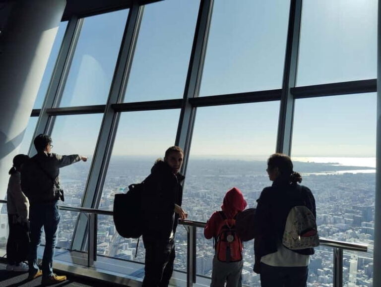 Tokyo: Skytree Observation Deck Guided Tour with Ice Cream - Exploring the Tour Itself: What You Can Expect