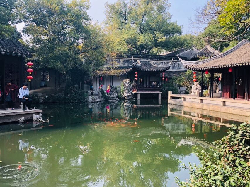 Tongli Water Village: Shanghai Private Day Trip - Exploring the Three Bridges and Tuisui Garden