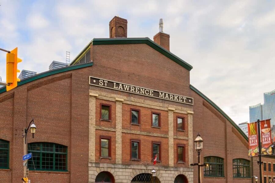 Toronto: Old Town Highlights Private Walking Tour - Key Points