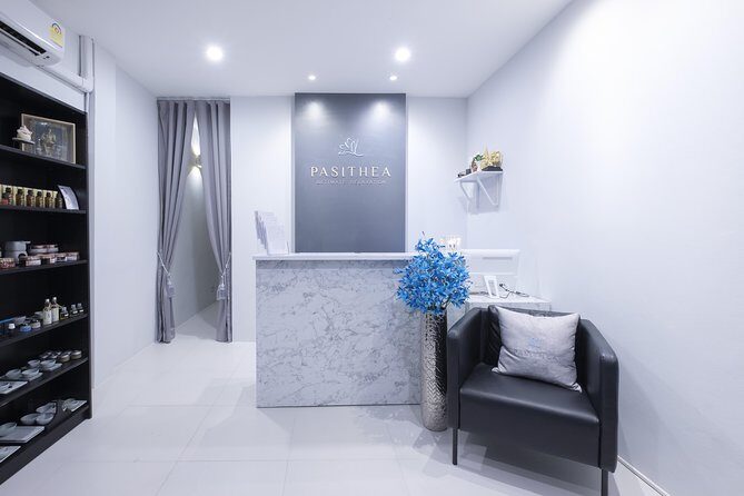 Traditional Thai Massage with Herbal Compress 120 min - FAQ