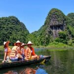 Trang An Hoa Lu Mua Cave Tour [Japanese guide, limousine bus, lunch and dinner included] - Exploring Hoa Lu: Vietnam’s First Dynasty