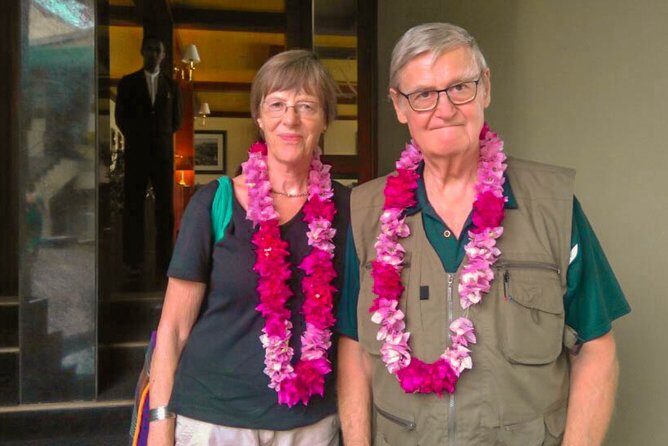 Transfer between Colombo (CMB) Airport and Earl's Regency, Kandy - What’s Included and Not Included?