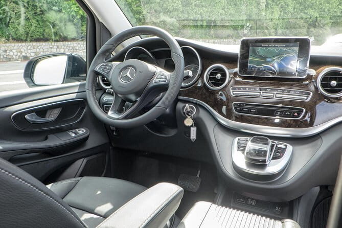 Transfer from Florence to the Amalfi Coast or vice versa - Why this transfer service is worth considering