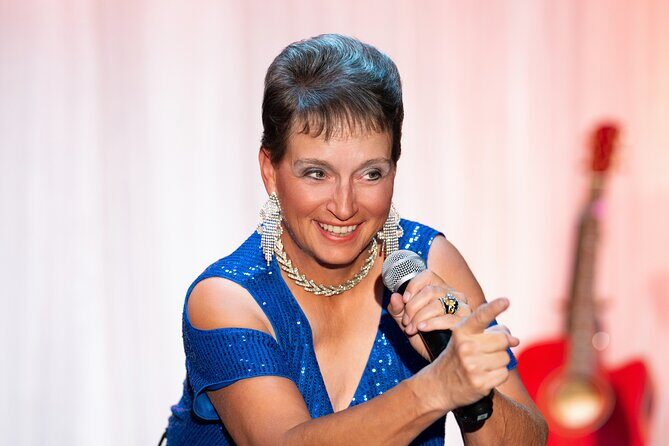 Tribute to the Music of Reba and Other Female Superstars - Authentic Experience: What Reviewers Say