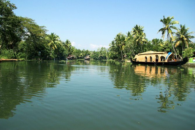 Trivandrum Private Tour: Overnight Alleppey Backwaters Houseboat Cruise - Who Will Love This Experience?
