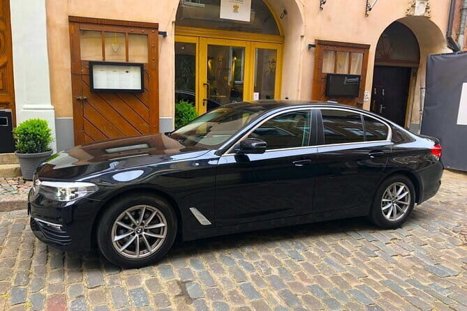 Try find your better than us! Airport transfer service in Denpasar HTL-APT(DPS) - Booking, Pricing, and Cancellation