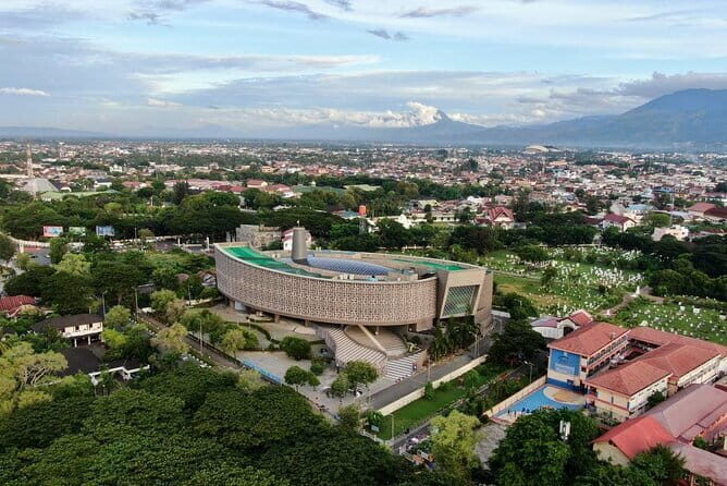 Tsunami Museum and Affected Areas Tour of Banda Aceh - Who Should Consider This Tour?