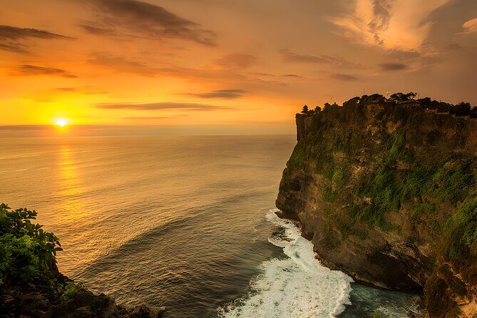 Ubud Waterfall and Uluwatu Sunset Tour - Highlights of the Tour