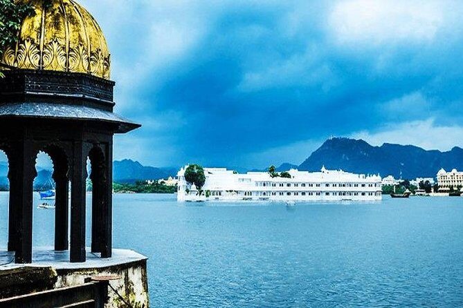 Udaipur and Mount Abu 5 Days Tour - Transportation and Practical Aspects