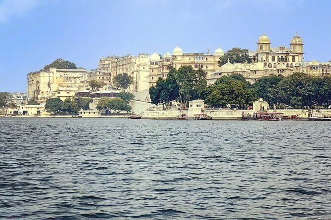 Udaipur City Private Luxury Tour With Guide - A Detailed Breakdown of the Itinerary