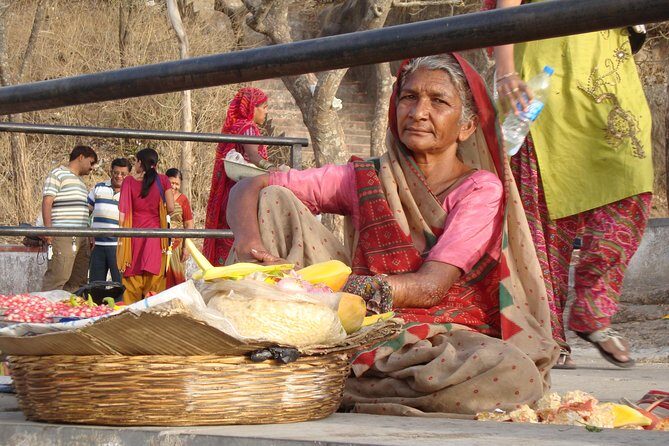 Udaipur - Guided walking tour with Famous Tonga Ride - Analyzing the Value