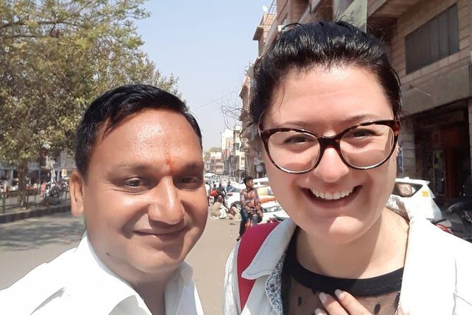 Udaipur: Jag Mandir Island Dinner with Boat Ride transfers - Comparing Value and Setting