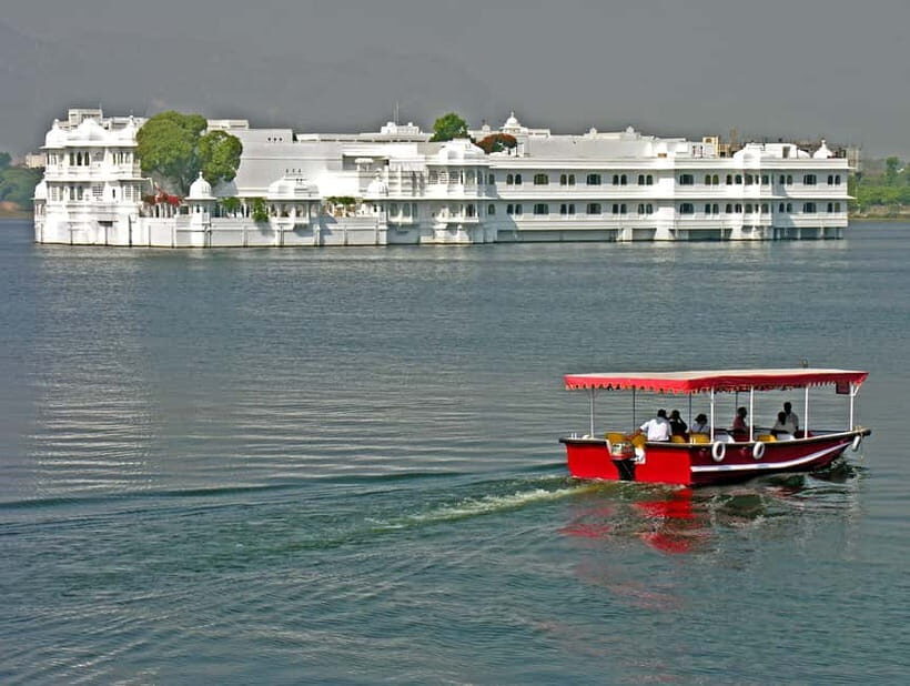 Udaipur: Lake Pichola Boat Trip - Analyzing the Value