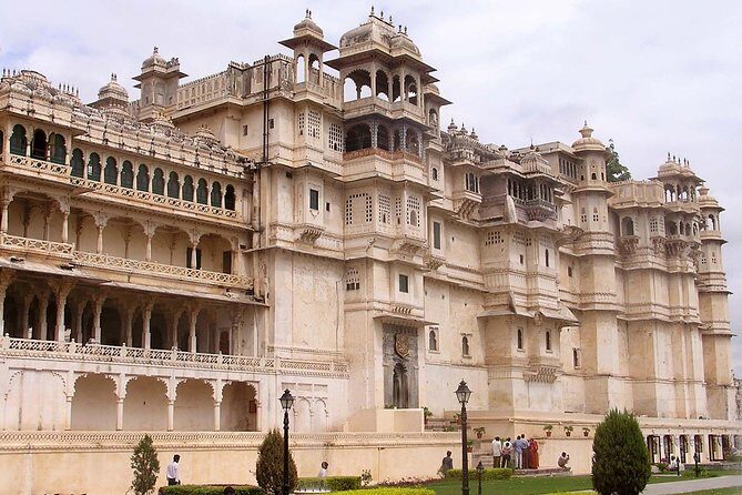 Udaipur UNESCO Heritage Day Tour - FAQs