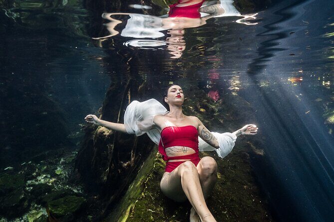 Underwater Photo Shoot Experience in Cenote - Discovering the Cenote Underwater Photo Shoot: What to Expect
