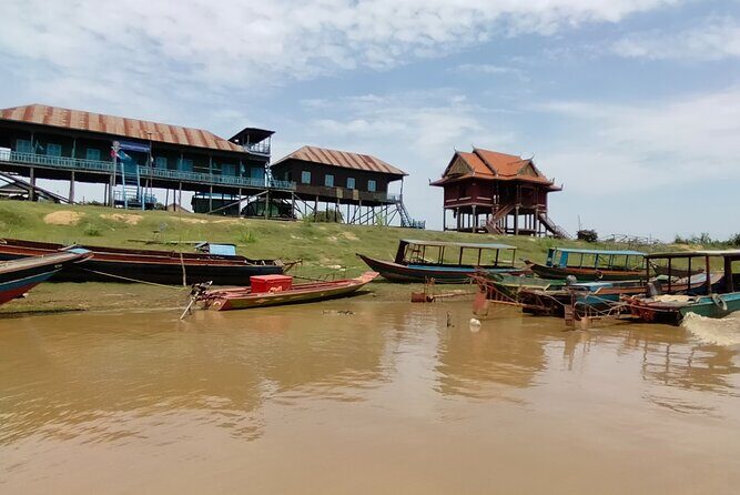 Unique Private Day Tours To Kompong Khleang Village & Tonle Sap Lake - Who Will Love This Tour?