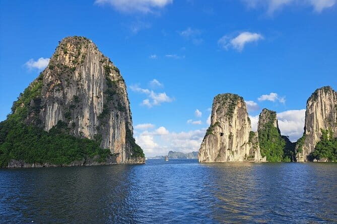 Unveil the Mysteries of Bai Tu Long Bay on Unique 2-Day Cruise - Exploring the Itinerary: What to Expect Each Step of the Way
