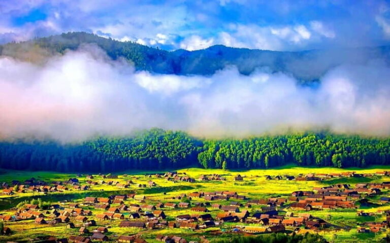 Urumqi: 10-Day Xinjiang Tour with Transfers & Hotels - Practical Considerations