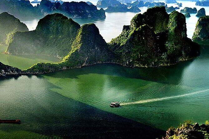 V Spirit Cruises Halong Bay 2 Days/1 Night 5 Star - Day 1: The Highlights of Halong Bay