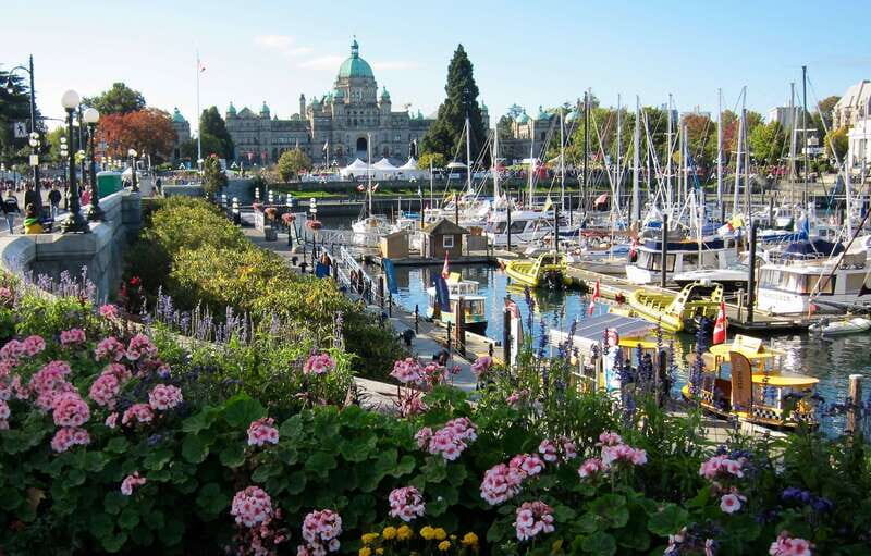 Vancouver: Private Victoria and Butchart Gardens Ferry Tour - The Highlight: Butchart Gardens