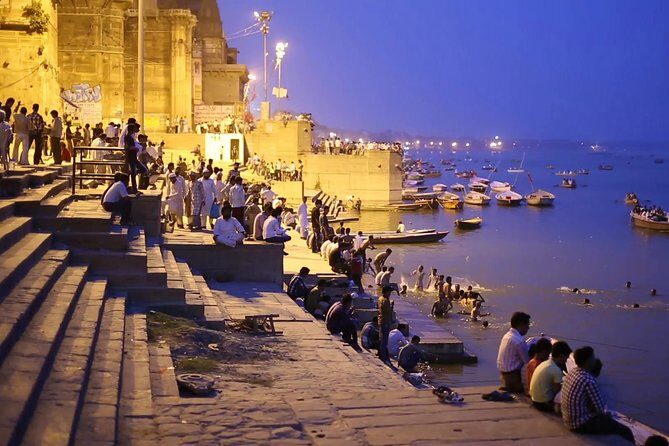 Varanasi-city of Ganges, same day visit - Valuing the Experience