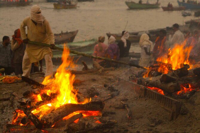 Varanasi Cremation Tour ( Full exploration with Explaination) - Key Points