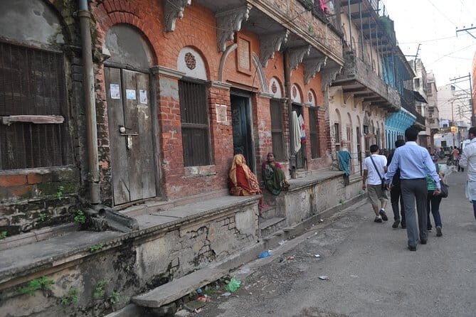Varanasi- Explore classic Indian music. walking tour to the bygone Musical era - Is It Worth the Price?