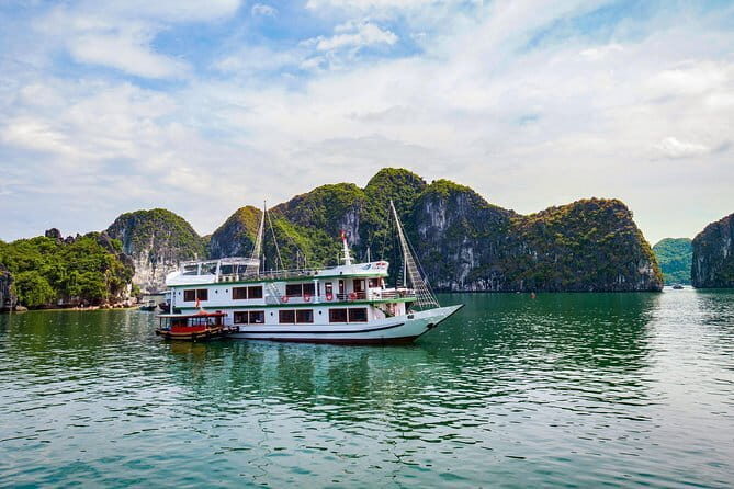 Venezia Cruise: 3-day Explore Halong Bay from Hanoi - What Travelers Say and What to Expect