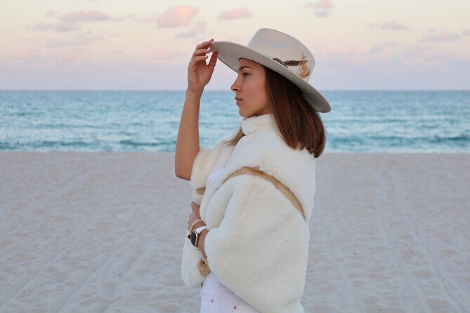 Vibrant Photoshoot with Miami Signature Backdrops - The Practicalities: Timing, Group Size, and Comfort