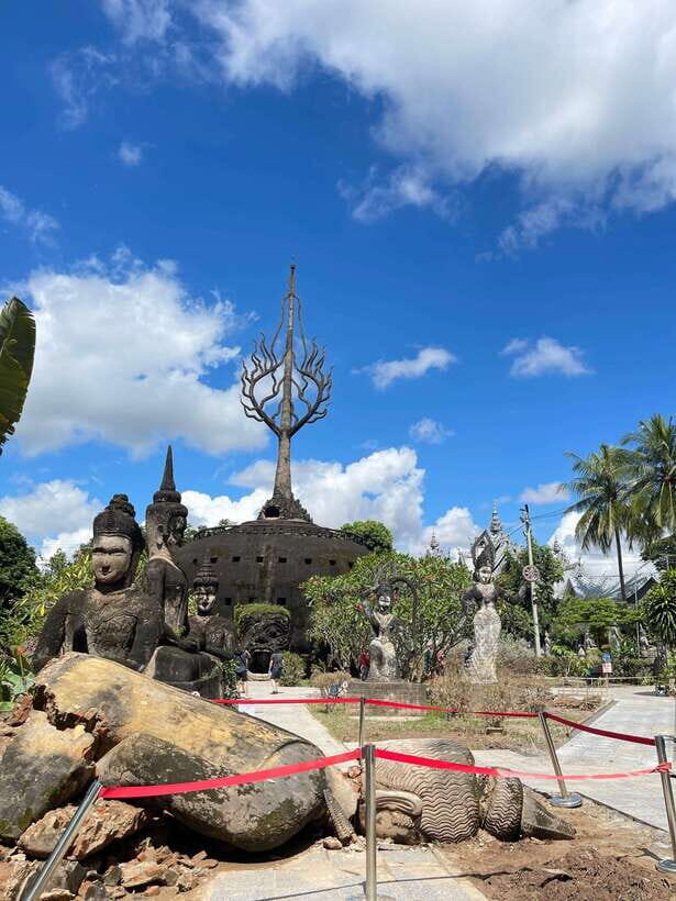 Vientiane: Half-Day City Tour with Patuxai and Buddha Park - Why This Tour Works for Travelers